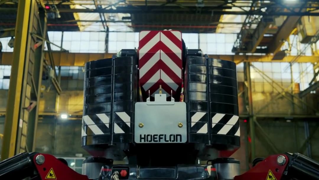 Hoeflon Compact Cranes