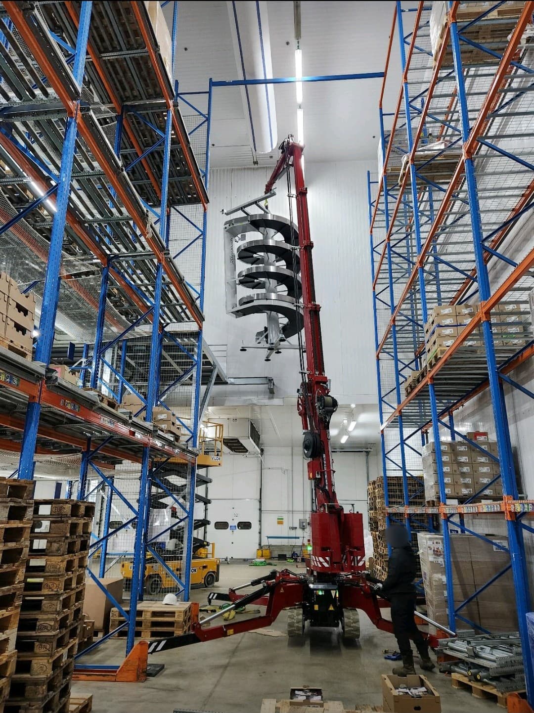 Hoeflon Compact Cranes